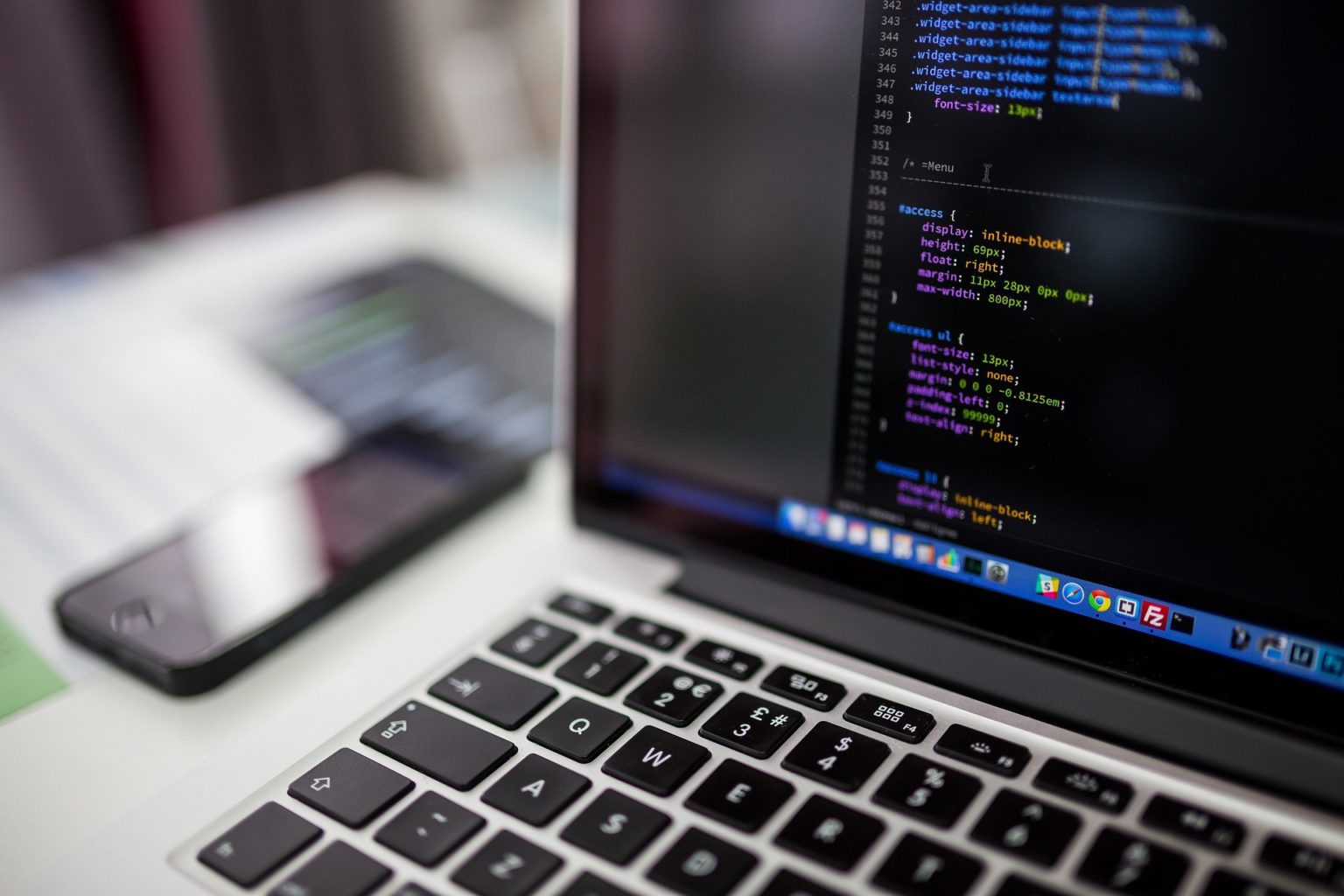 Product catalog software: A crucial solution in the digital age - Pretius